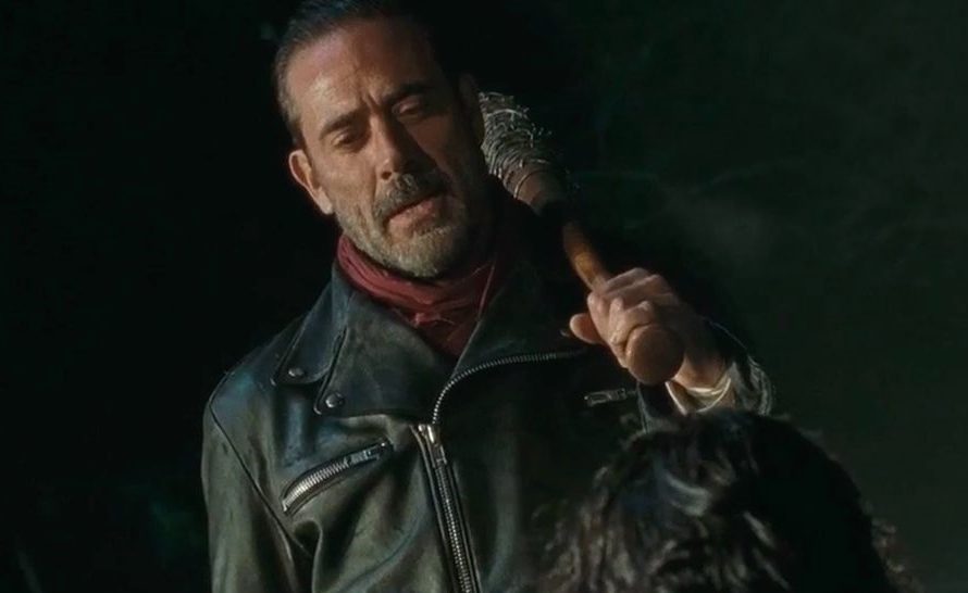 Ator confirma que Negan estará na 8ª temporada de The Walking Dead